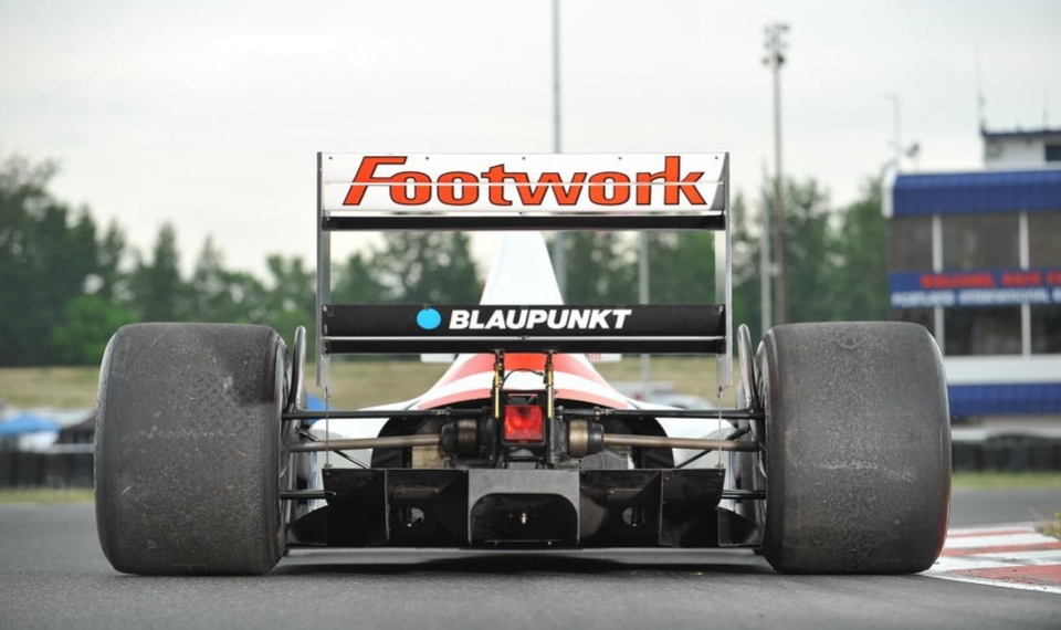 1990 ARROWS-FOOTWORK FA11B F1 Racing Single-Seater